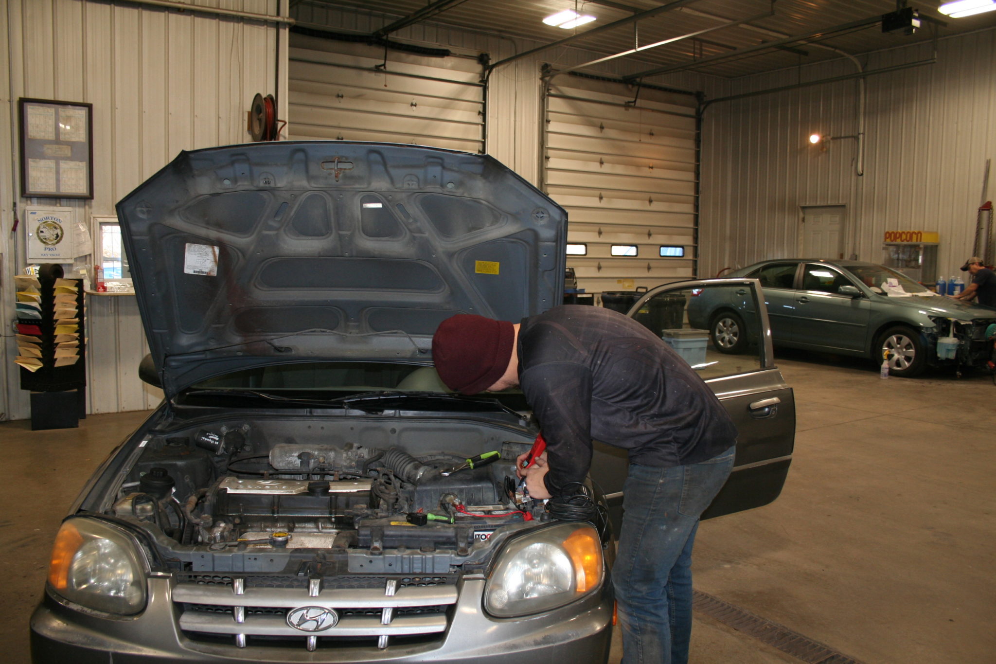 FULL-SERVICE AUTO SHOP – Robinson's Body Shop and Garage